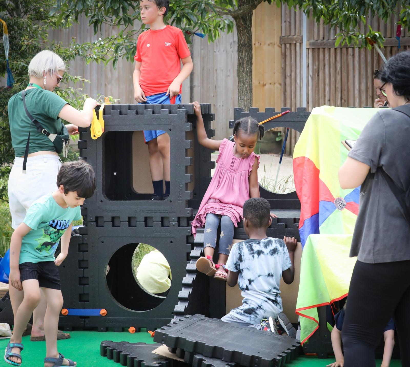 Family Free Play - Stonegrove Community Trust